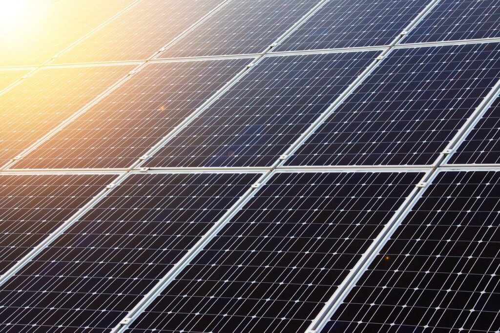 Como é feito um painel solar? - Usinergy